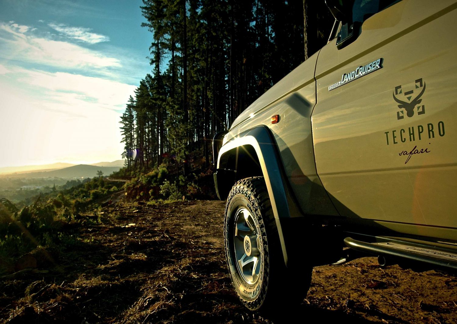 Ultimate Cruiser • Techpro Safari